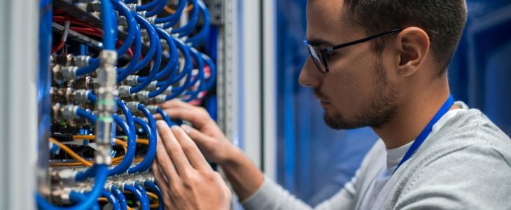 Two-phase immersion cooling for servers