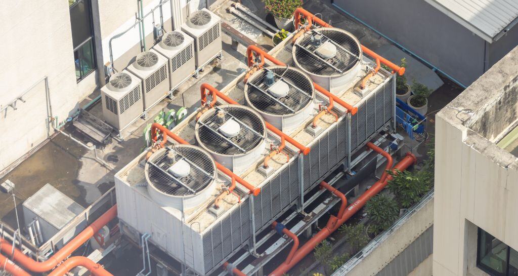 Free Cooling: reducing energy costs in Data Centers