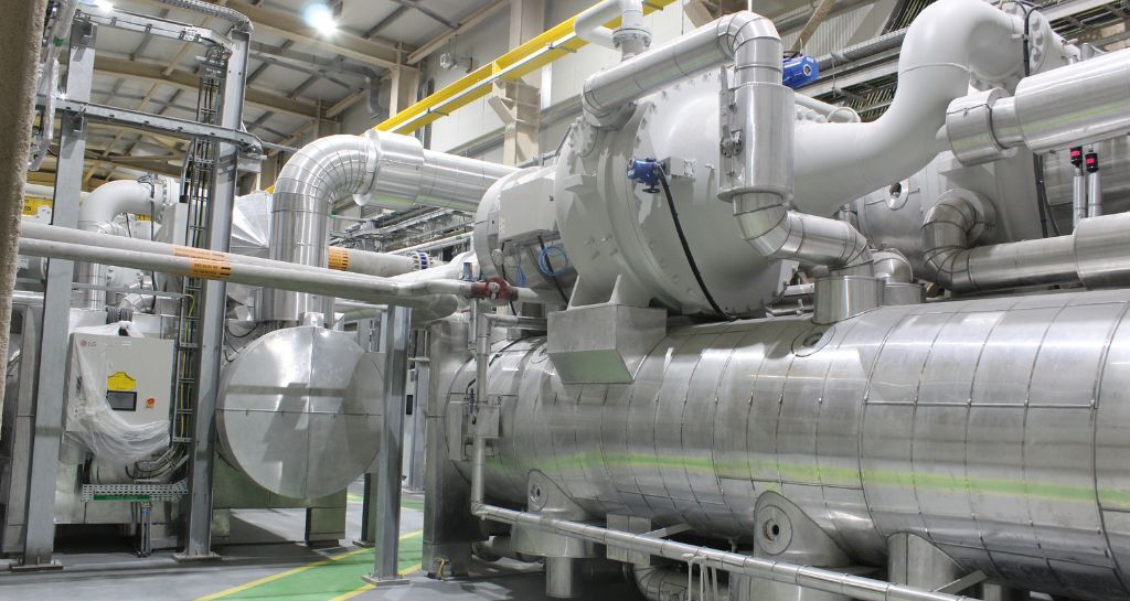 Waste heat recovery: heat pumps and turbine condensers work together