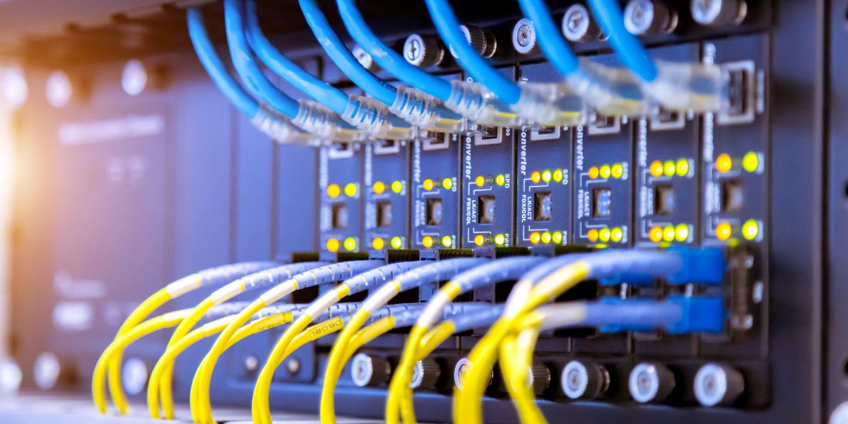 What is liquid immersion cooling?